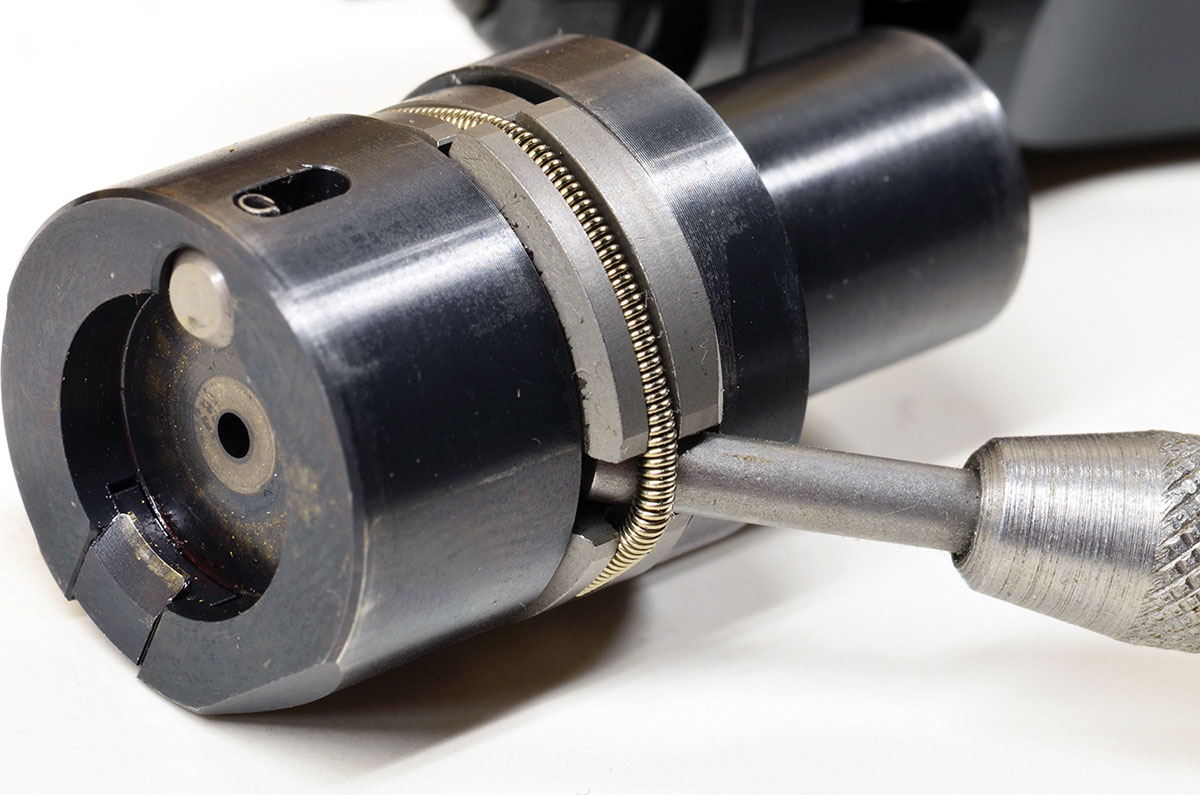 Strasser's RS 700 | RifleMagazine